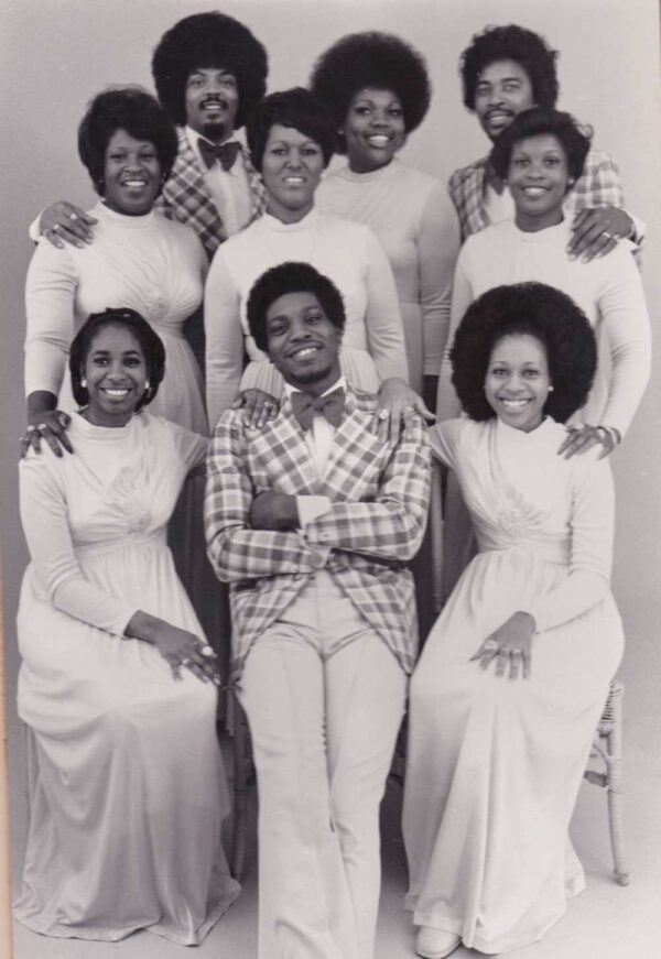 RIP: Jo Jo Wallace, Guitarist, Singer with the Sensational Nightingales ...